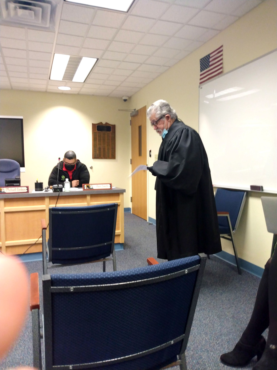 QISD Board Members Sworn in at January 11 Meeting - Questa News